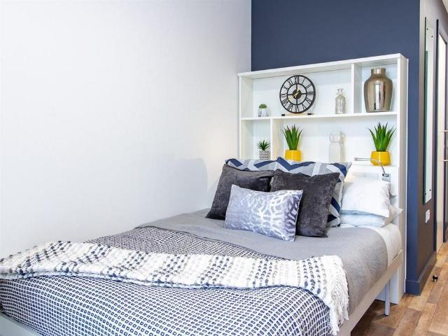 1 bedroom in a flat share to rent