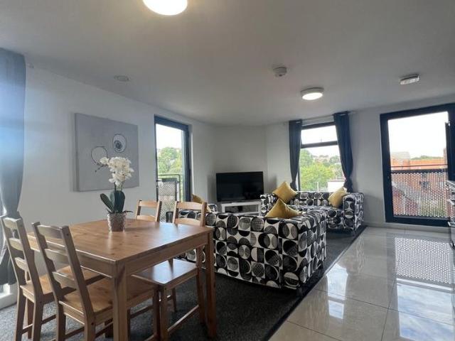 1 bedroom in a flat share to rent