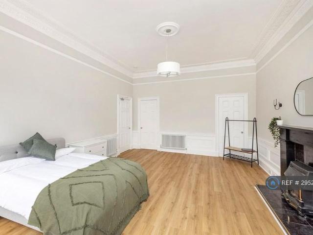 1 bedroom in a flat share to rent