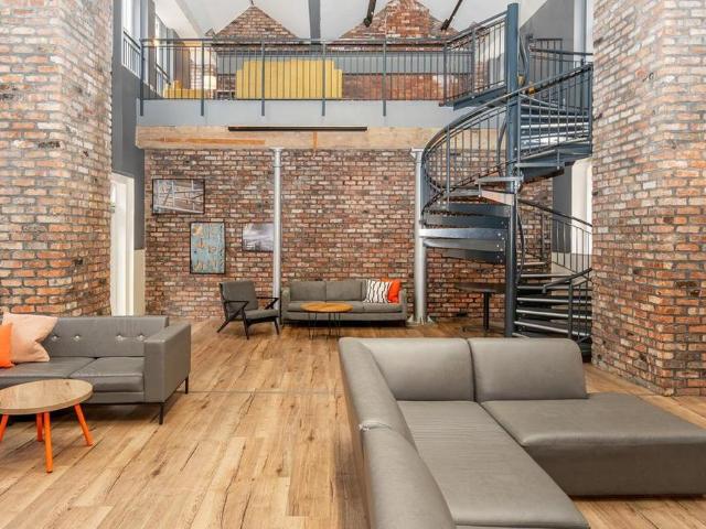 1 bedroom in a flat share to rent