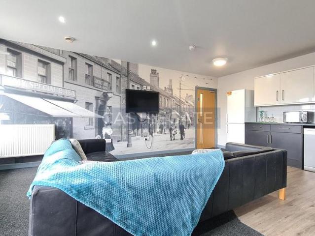 1 bedroom in a flat share to rent