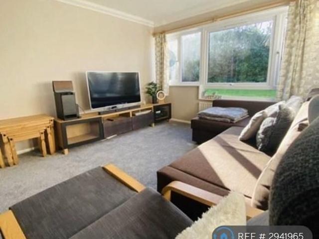 1 bedroom in a flat share to rent
