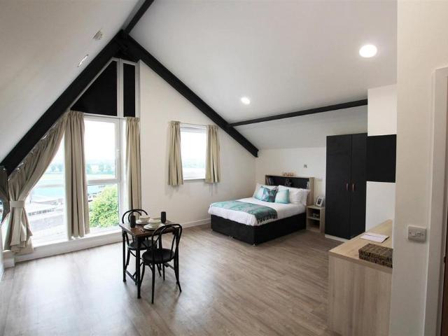 1 bedroom in a flat share to rent