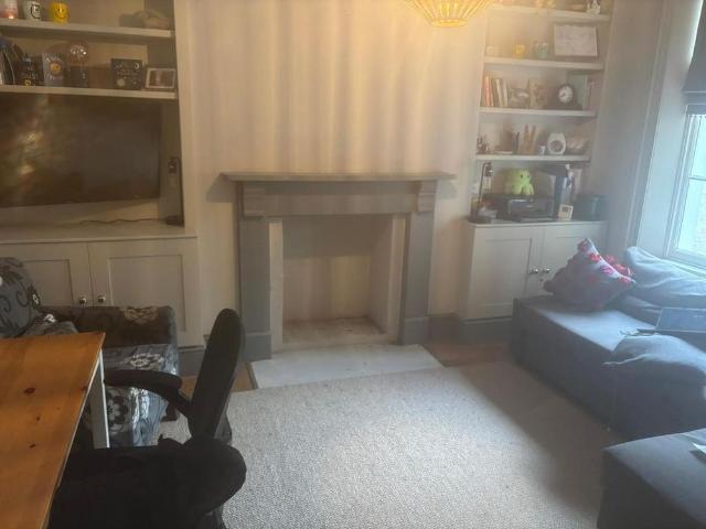 1 bedroom in a flat share to rent