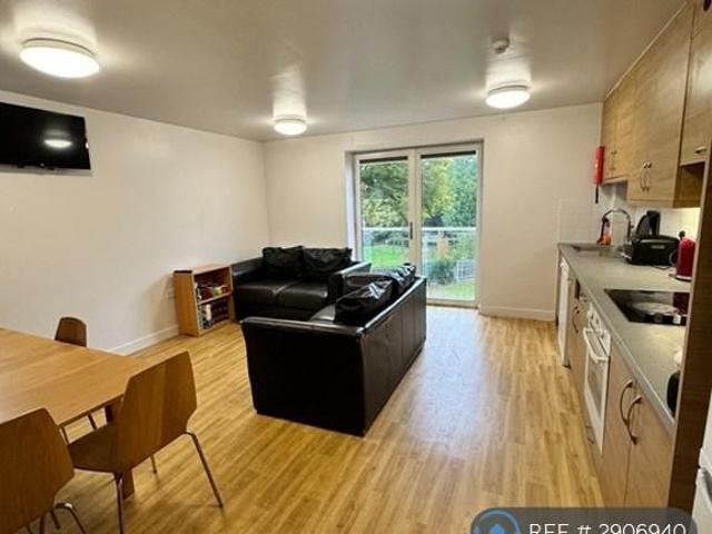 1 bedroom in a flat share to rent