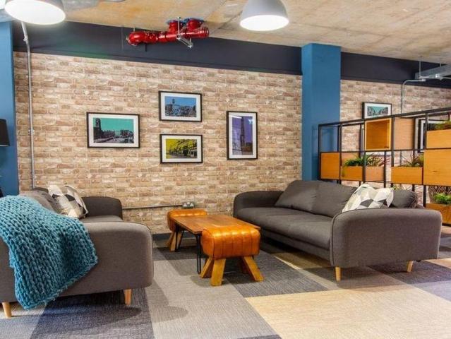 1 bedroom in a flat share to rent