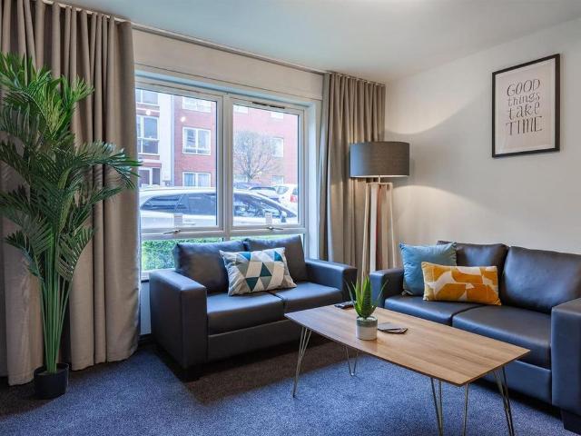1 bedroom in a flat share to rent