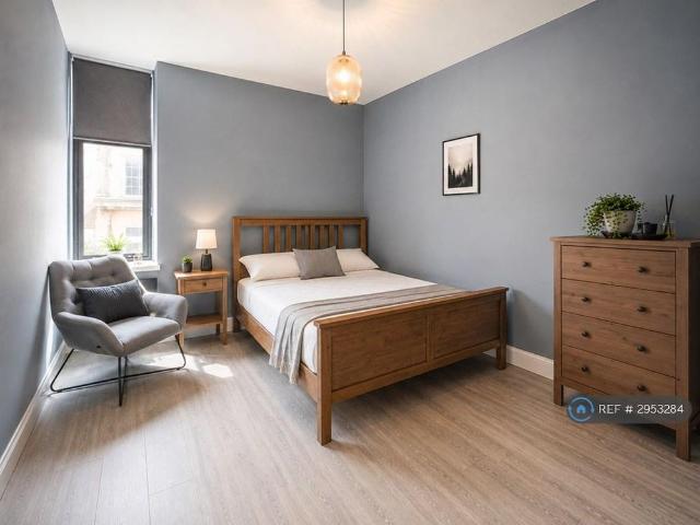 1 bedroom in a flat share to rent