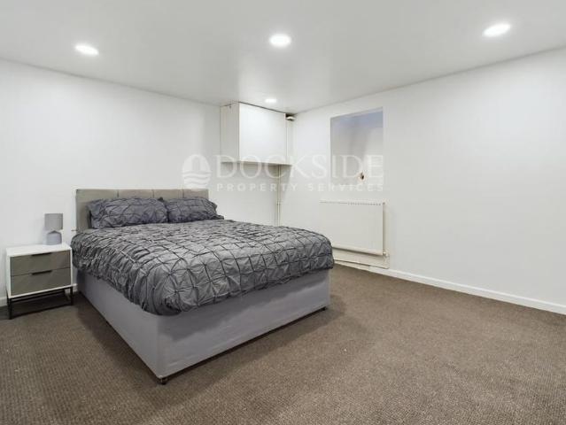1 bedroom in a flat share to rent