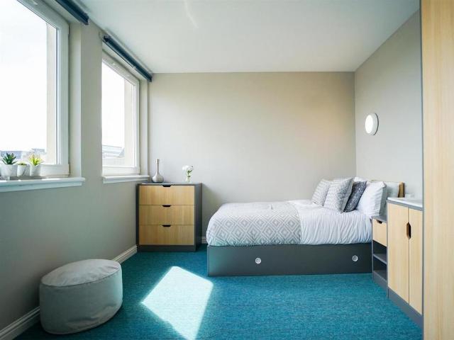 1 bedroom in a flat share to rent