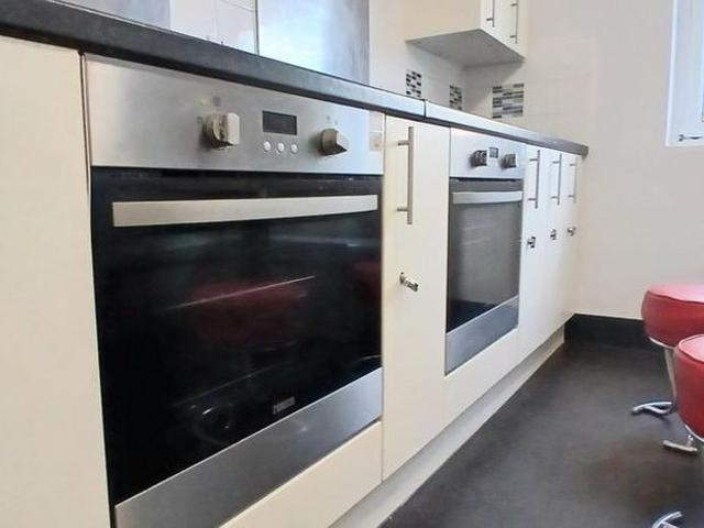 1 bedroom in a flat share to rent