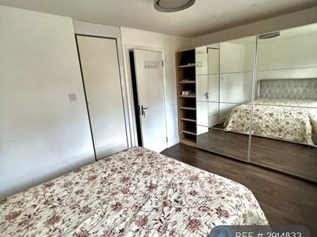 1 bedroom in a flat share to rent