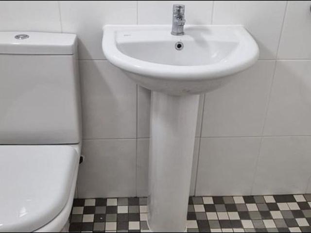 1 bedroom in a flat share to rent