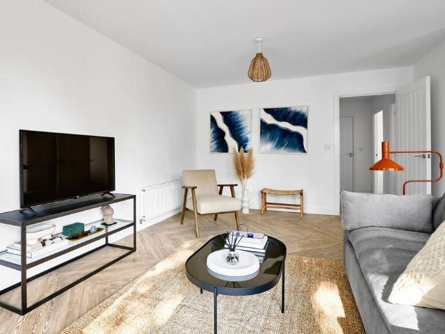 1 bedroom in a flat share to rent