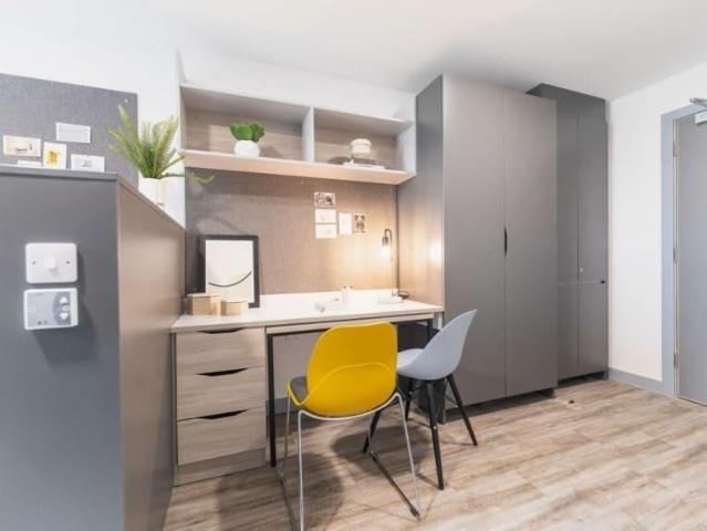 1 bedroom in a flat share to rent