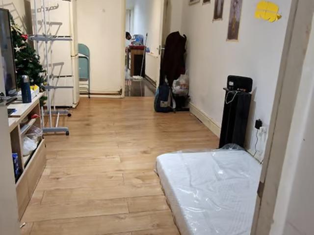 1 bedroom in a flat share to rent