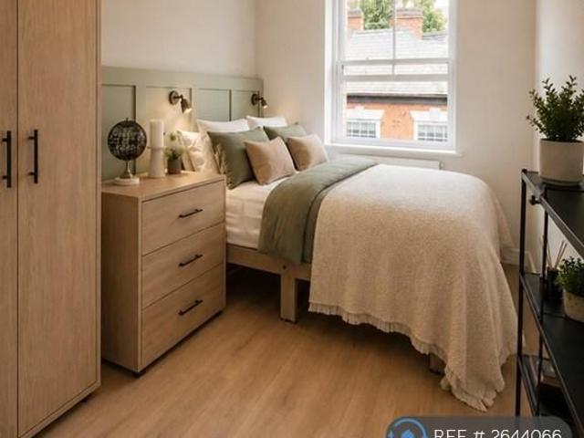 1 bedroom in a flat share to rent