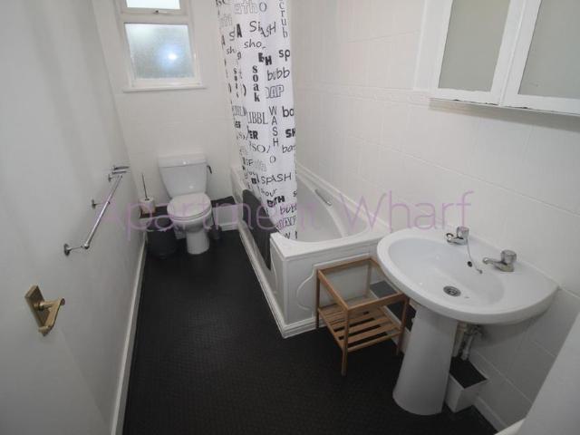 1 bedroom in a flat share to rent