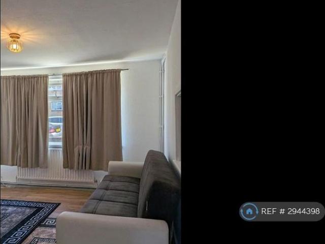 1 bedroom in a flat share to rent