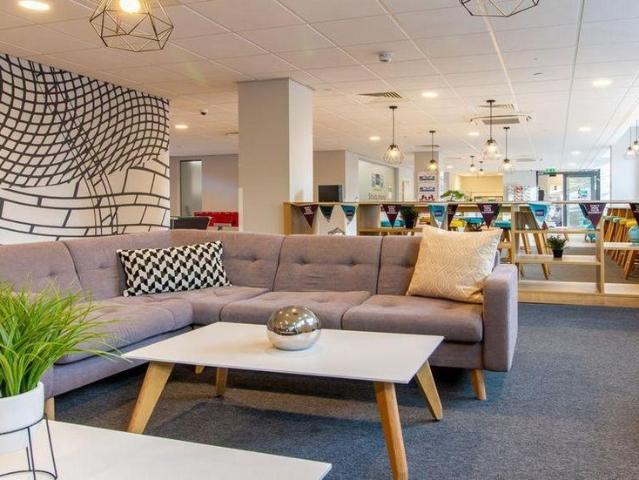 1 bedroom in a flat share to rent