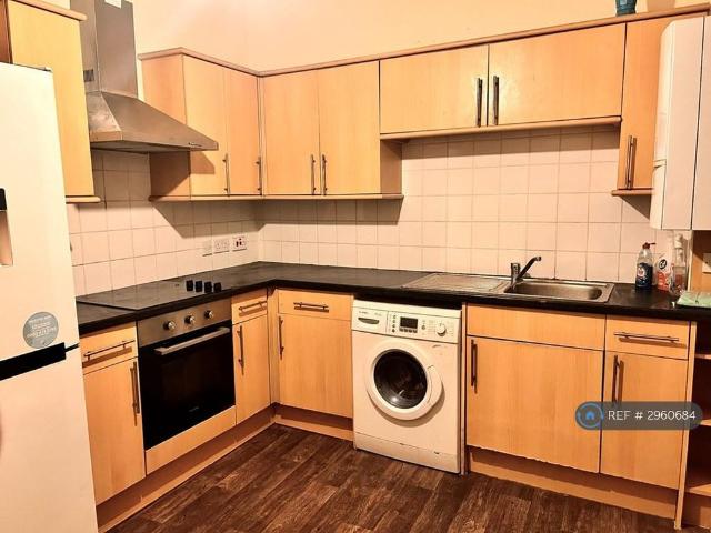 1 bedroom in a flat share to rent