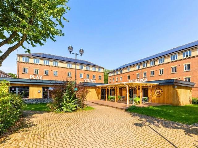 1 bedroom in a flat share to rent