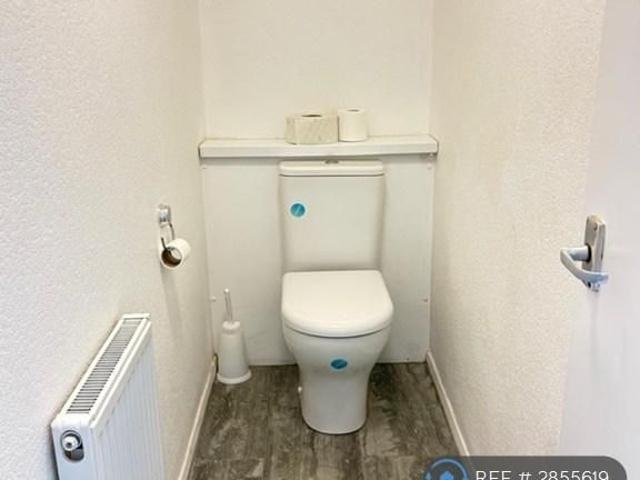 1 bedroom in a flat share to rent