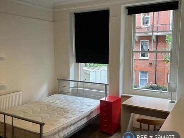 1 bedroom in a flat share to rent