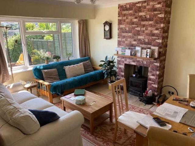 1 bedroom in a flat share to rent