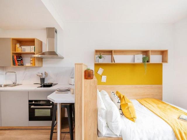 1 bedroom in a flat share to rent