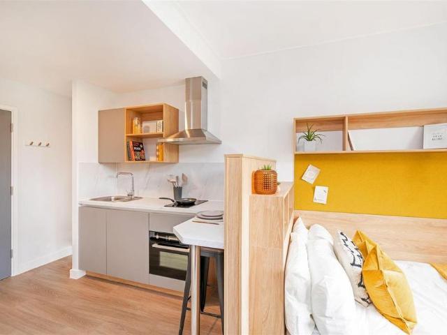 1 bedroom in a flat share to rent