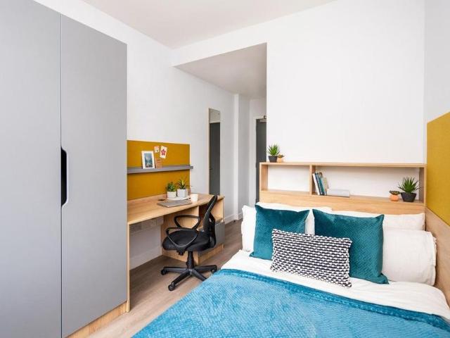 1 bedroom in a flat share to rent