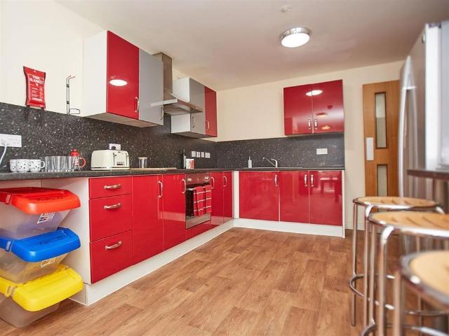1 bedroom in a flat share to rent