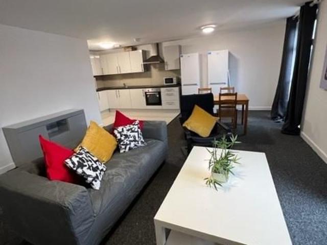 1 bedroom in a flat share to rent