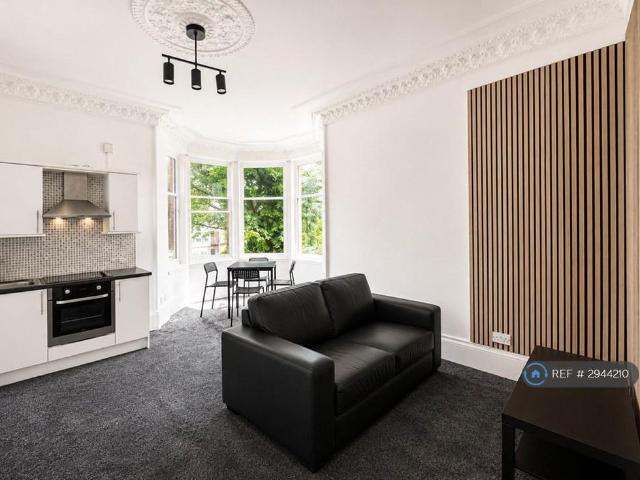 1 bedroom in a flat share to rent