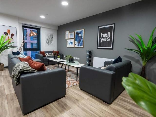 1 bedroom in a flat share to rent
