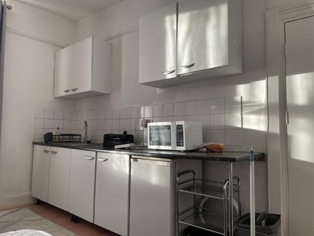 1 bedroom in a flat share to rent