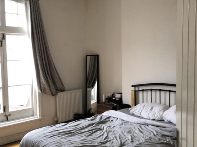 1 bedroom in a flat share to rent