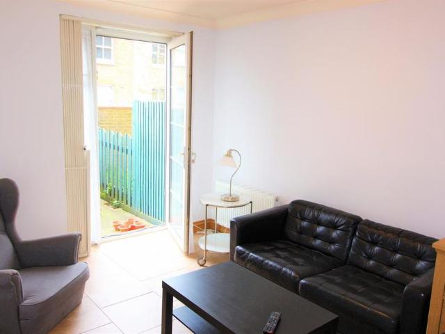 1 bedroom in a flat share to rent