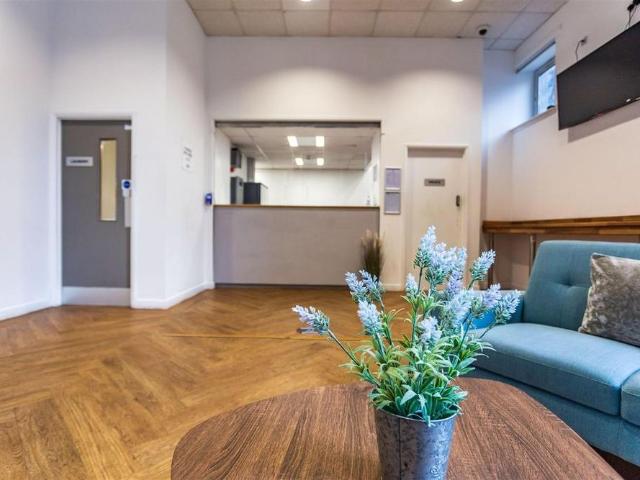 1 bedroom in a flat share to rent
