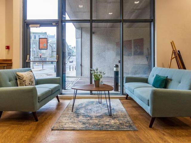1 bedroom in a flat share to rent