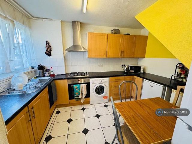 1 bedroom in a flat share to rent