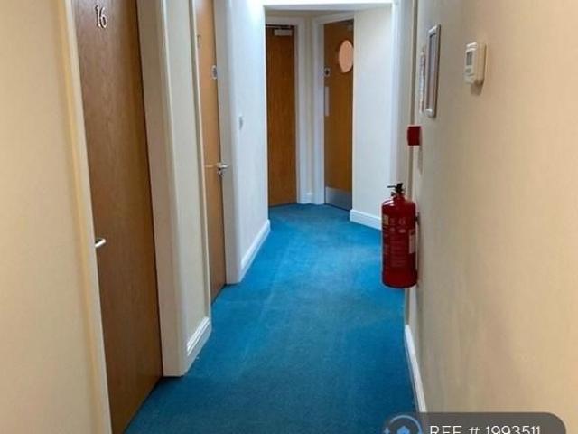 1 bedroom in a flat share to rent