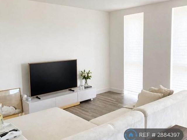 1 bedroom in a flat share to rent