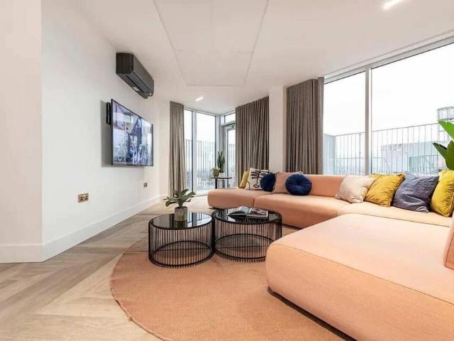 1 bedroom in a flat share to rent