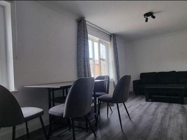 1 bedroom in a flat share to rent