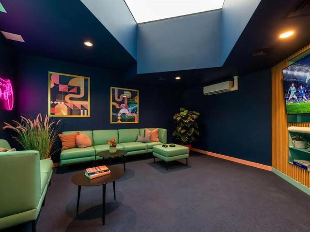 1 bedroom in a flat share to rent