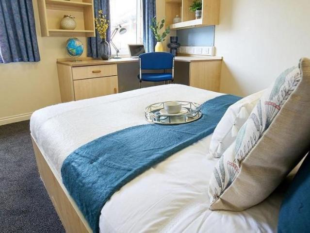 1 bedroom in a flat share to rent
