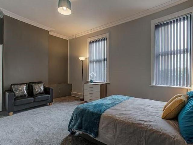 1 bedroom in a flat share to rent