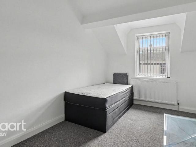 1 bedroom in a flat share to rent